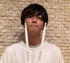 桜井和寿の子供は4人！息子kaitoがイケメン！顔画像や名前、経歴、学校も調査！ | NN-media